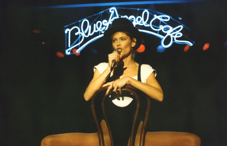 Blue angel café – Cine Universitario del Uruguay